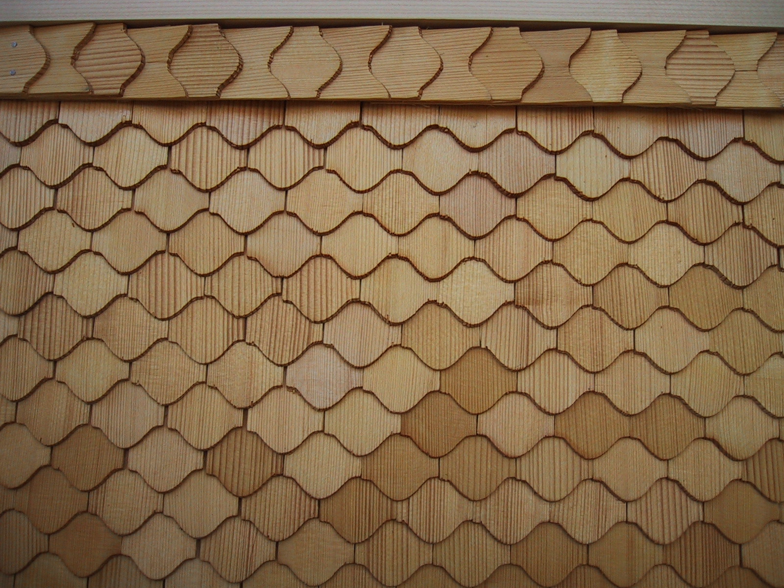 Mustergalerie geschnitten | Ruch Bedachungen und Bauspenglerei